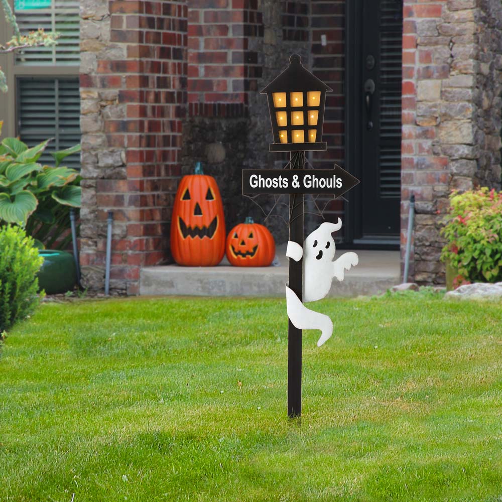 [OFFICIAL] 42"H Lighted Halloween Wooden "Ghosts & Ghouls" Street Lamp ...